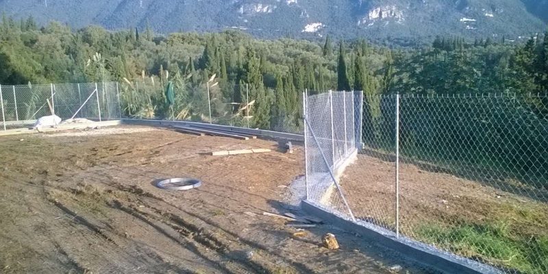 ΠΕΡΙΦΡΑΞΕΙΣ ΟΙΚΟΠΕΔΩΝ – Οικοδομικά Υλικά – Κατασκευές Κτηρίων Botsis